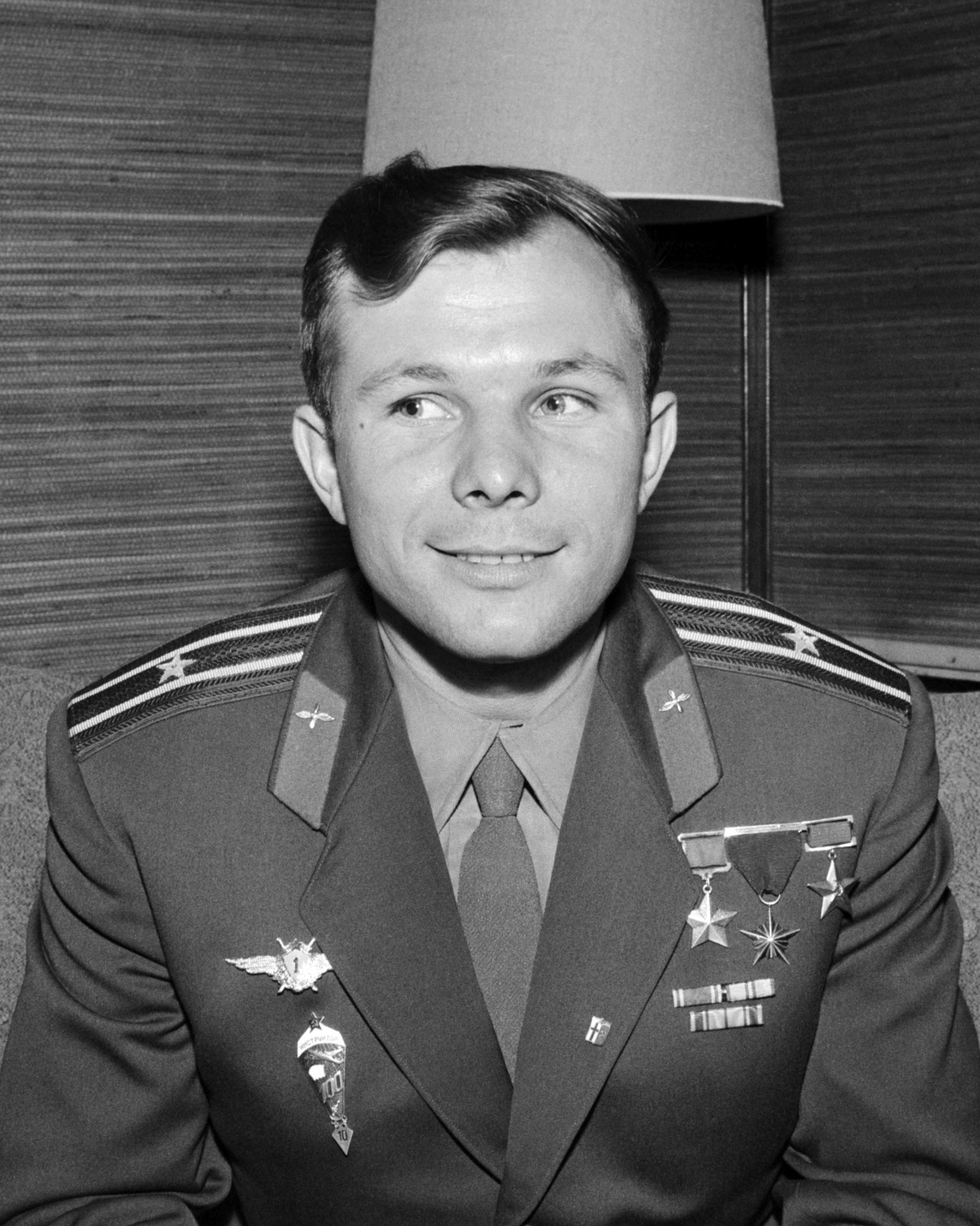 Yuri Gagarin’s Historic Flight - amazing spaceflight on 1961 - space ...