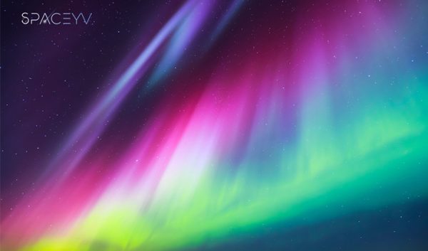 Aurora colors - why they coloured differently like pink aurora ...